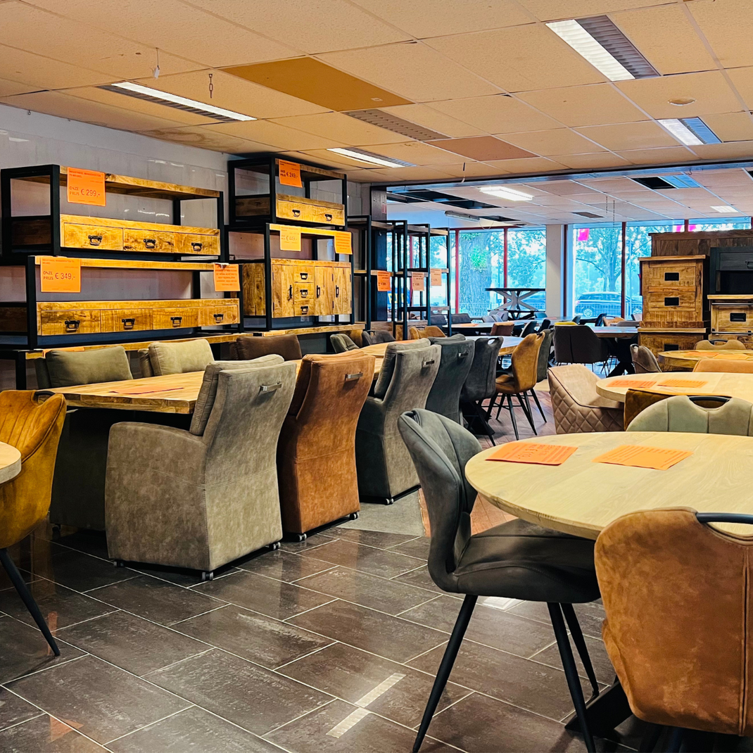 Ronde naturel gelakte acaciahouten salontafel van 90cm doorsnee met in ...